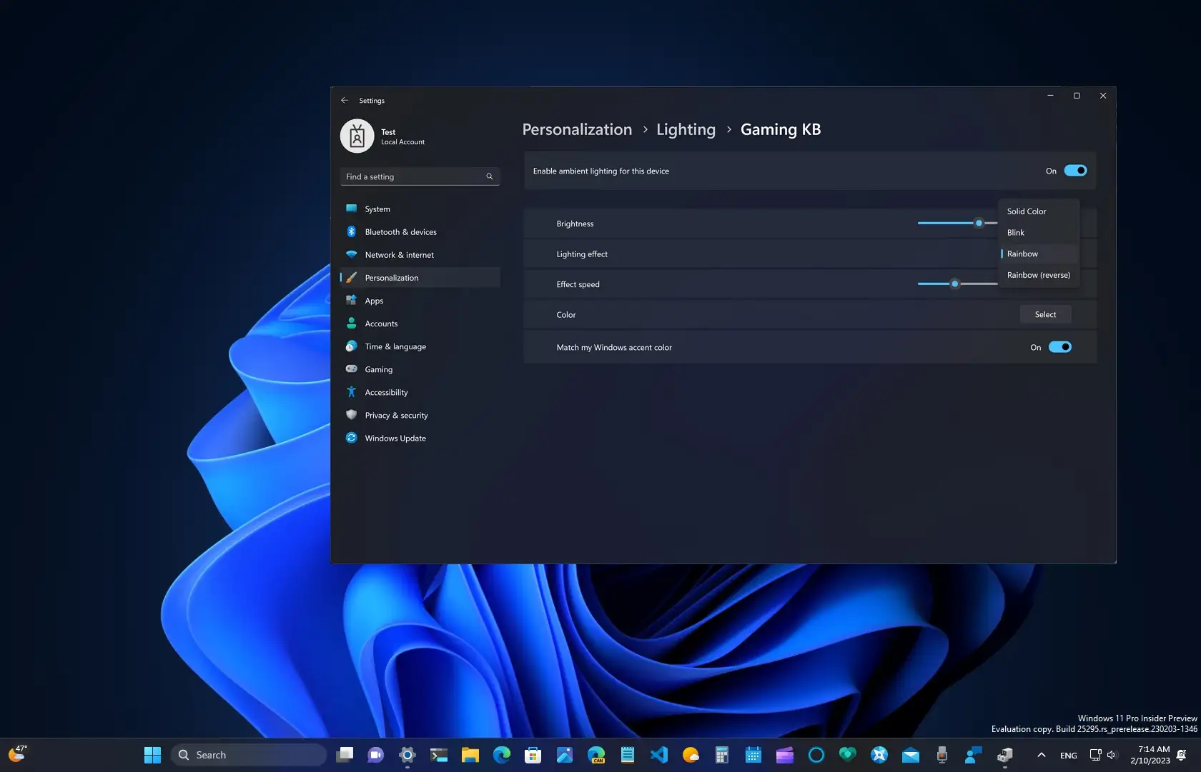 Windows 11 获得“动态照明”来控制外围设备的 RGB 灯