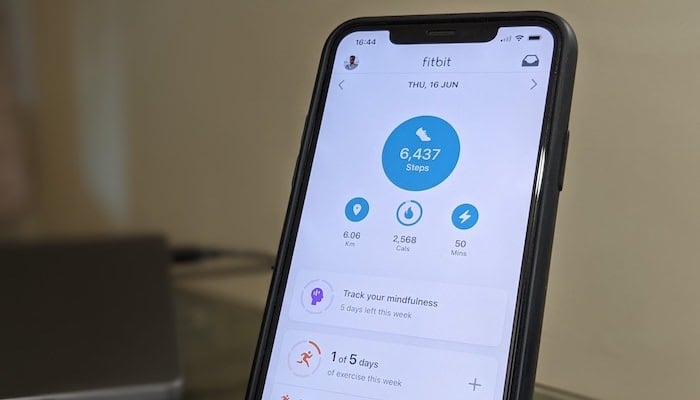 如何在您的 Fitbit 帳戶上啟用雙重認證 - 数字指南